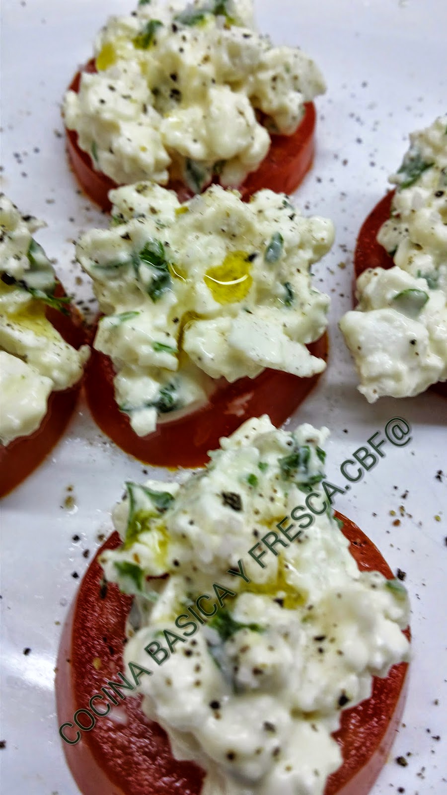 Cocina Basica y Fresca: TOMATES CON QUESO Y ALIOLI CBF
