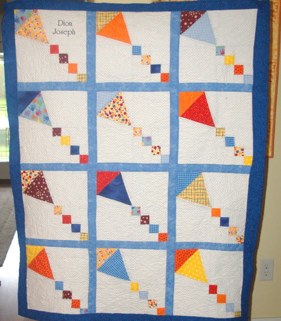 Stitchnquilt: Dion's Kite Quilt
