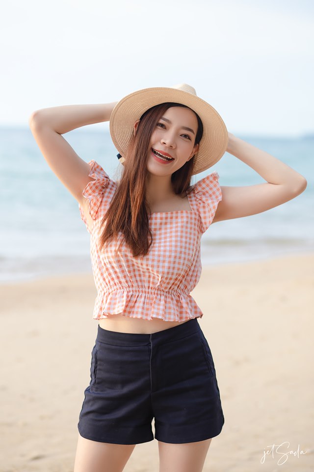 Hot girl Annie Queen