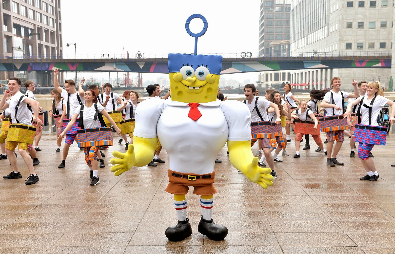 NickALive!: Nickelodeon Megastar SpongeBob SquarePants Spreads ...