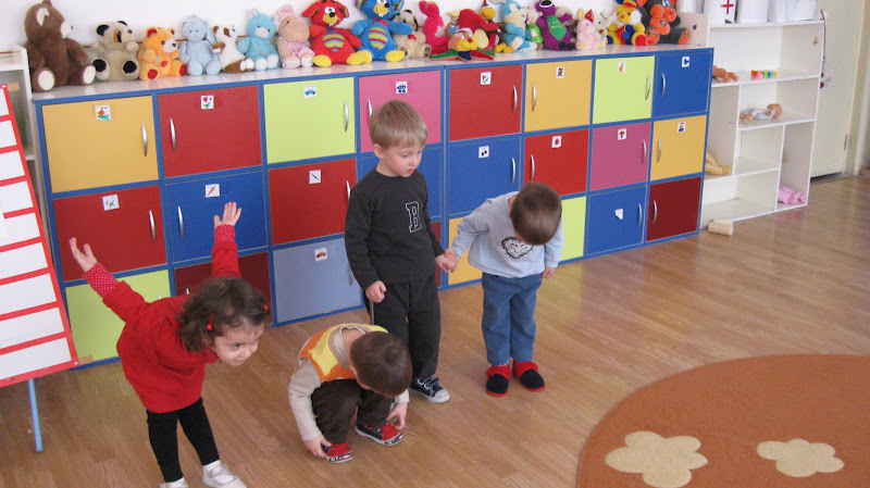 Grupa boboceilor: JOC DIDACTIC "PE UNDE CIRCULĂ?