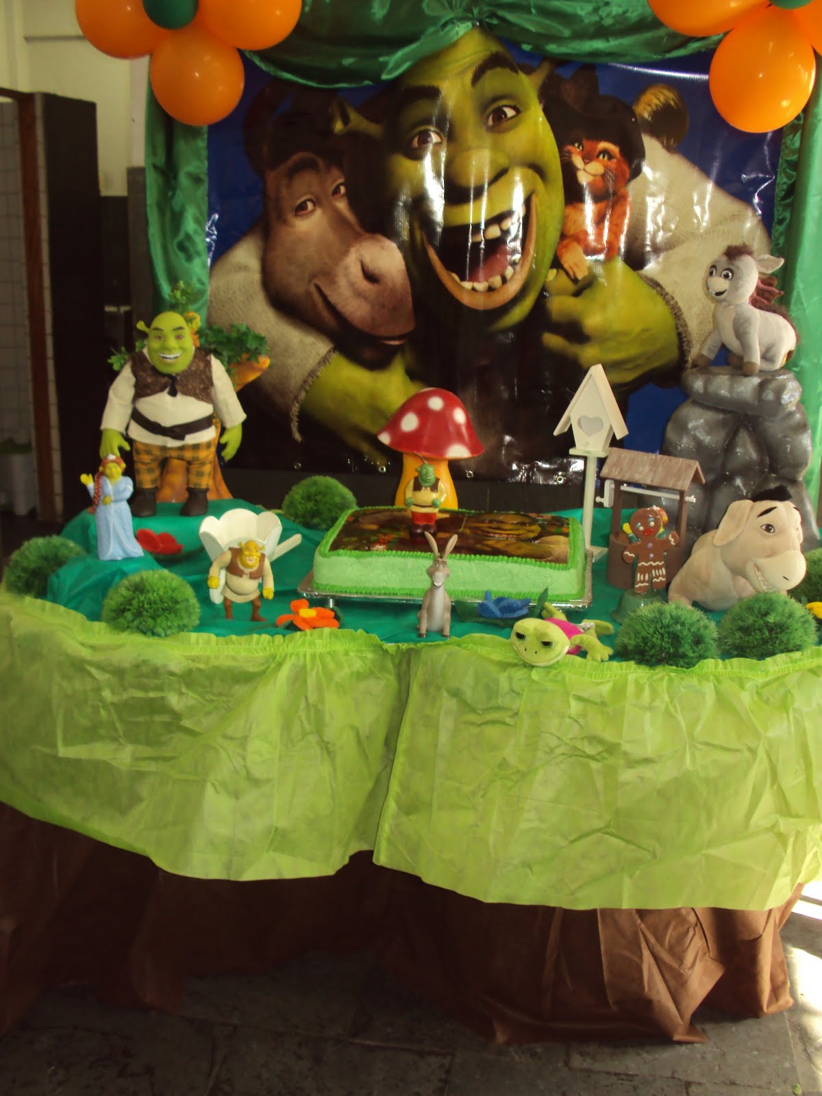 Ladybug festa escolar: SHREK