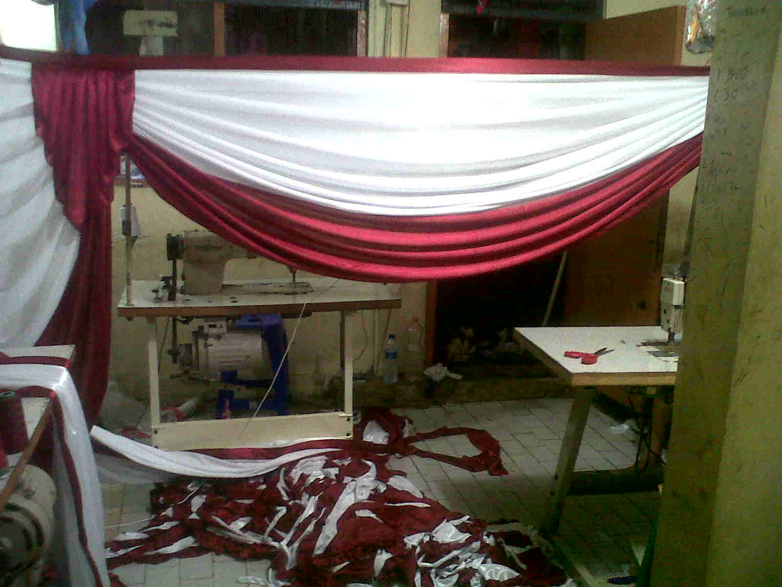 BuAt DeKoRaSi TenDa PeSta: RUMBAI TENDA