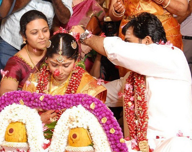 REALSURYAFANS: Karthi Wedding Album