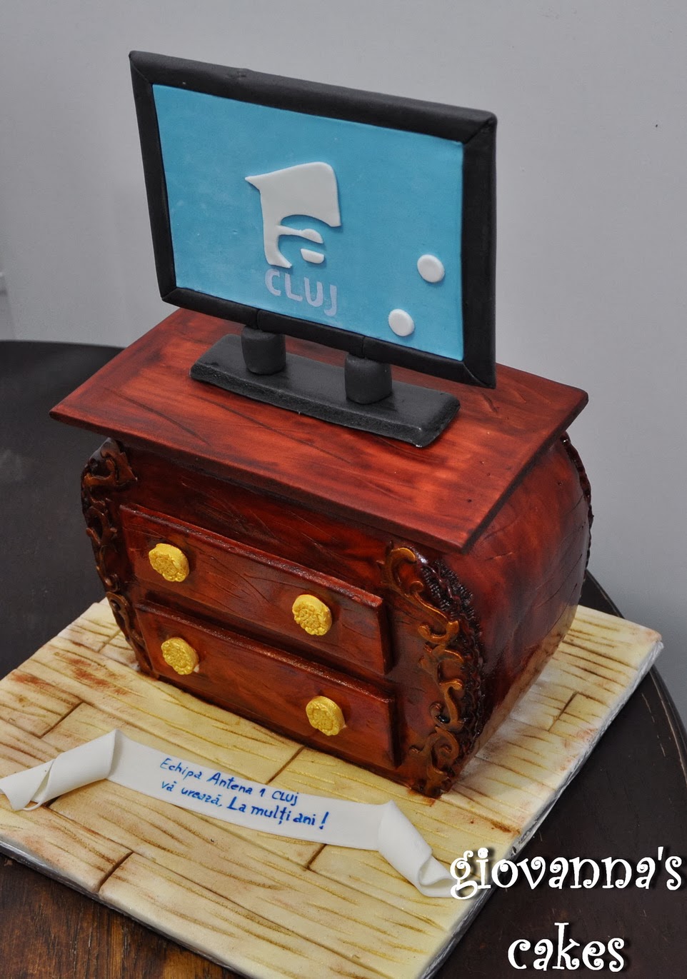 giovanna's cakes: TV themed cake