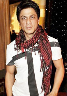 celebrity Gossip: Shahrukh Khan Dressing Style