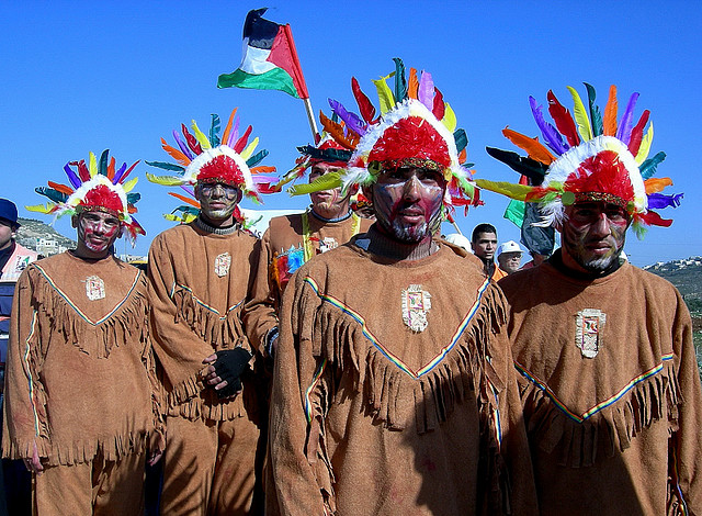 SNIPPITS AND SNAPPITS: A SLICE OF LIFE IN PALESTINE