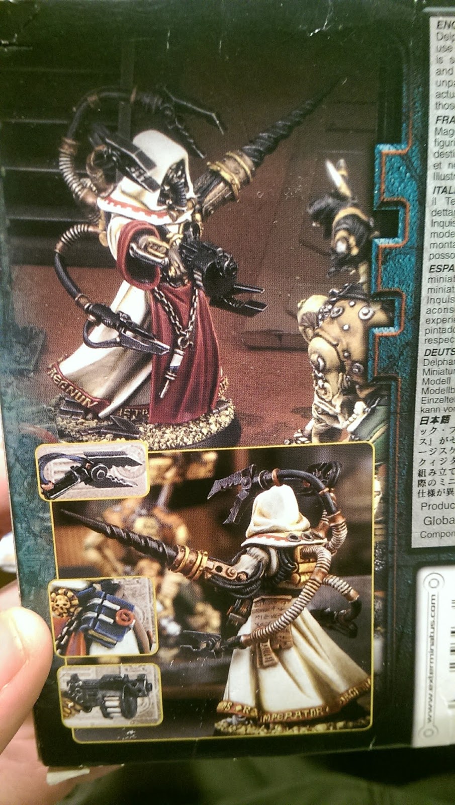 Pinning Minis - Delphan Gruss Construction