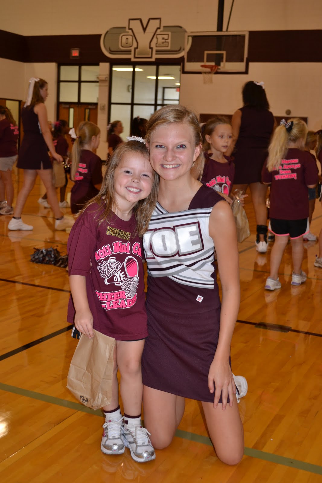 SMITH STORIES: Yoe mini cheer camp 2011