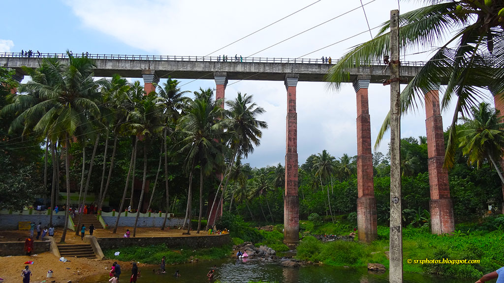 Mathur Aqueduct Hanging Trough - Kanyakumari