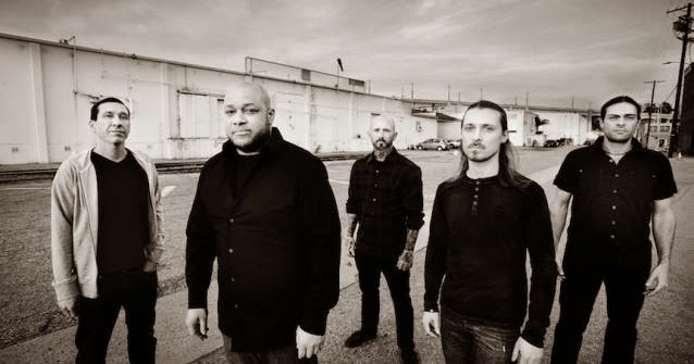 Devil You Know - Nova faixa disponível online