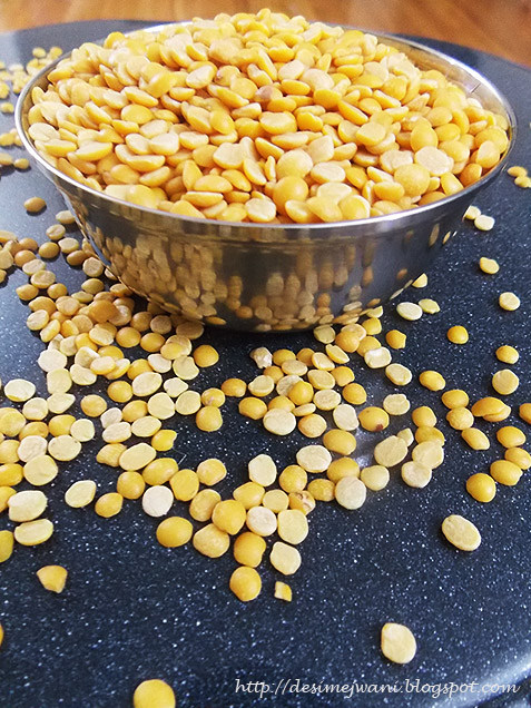 Thuvaram Paruppu Thogayal / Toor Dal Chutney - Desi Mejwani