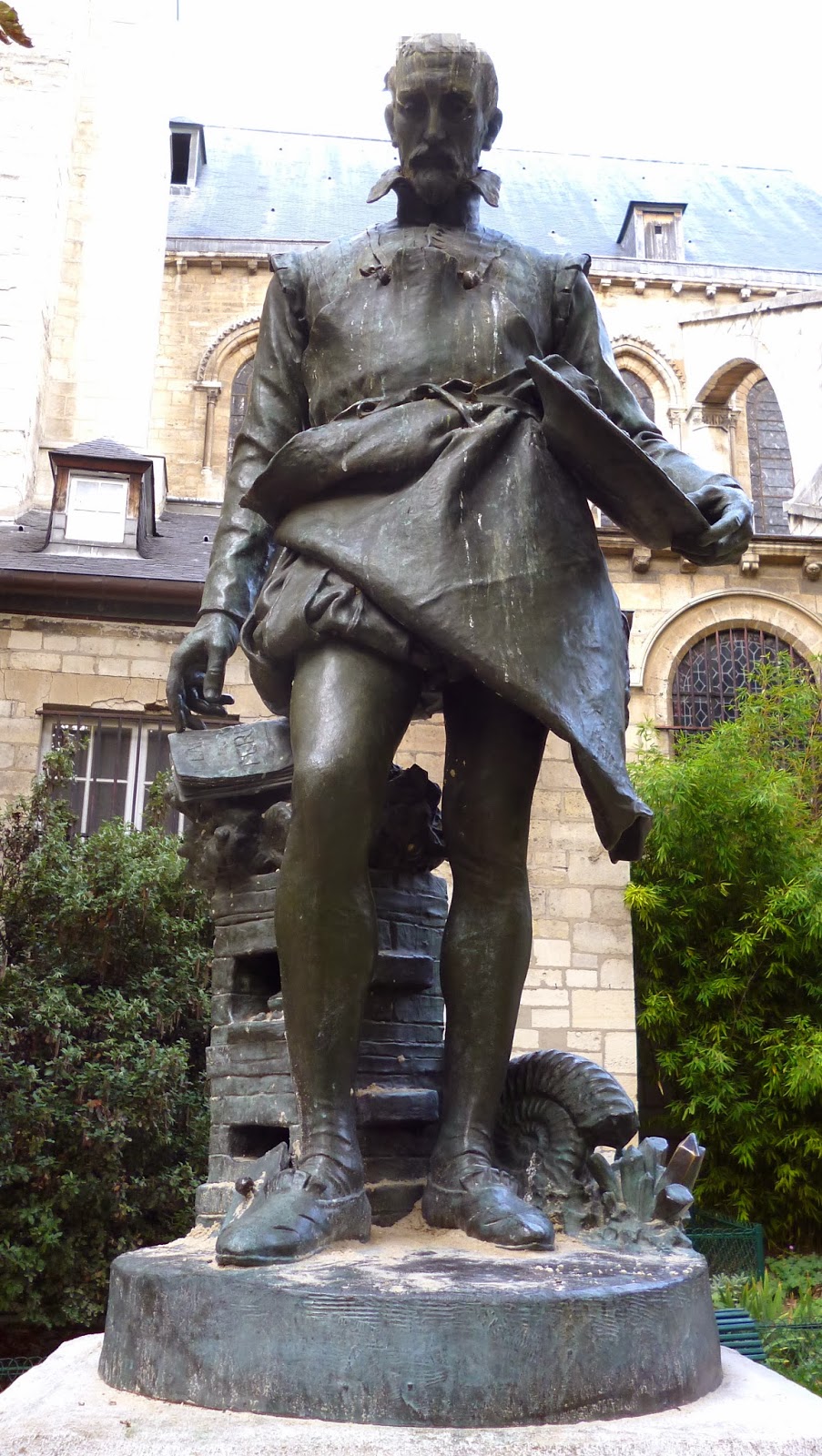 Dr Tony Shaw: Bernard Palissy in the 6th arrondissement, Paris