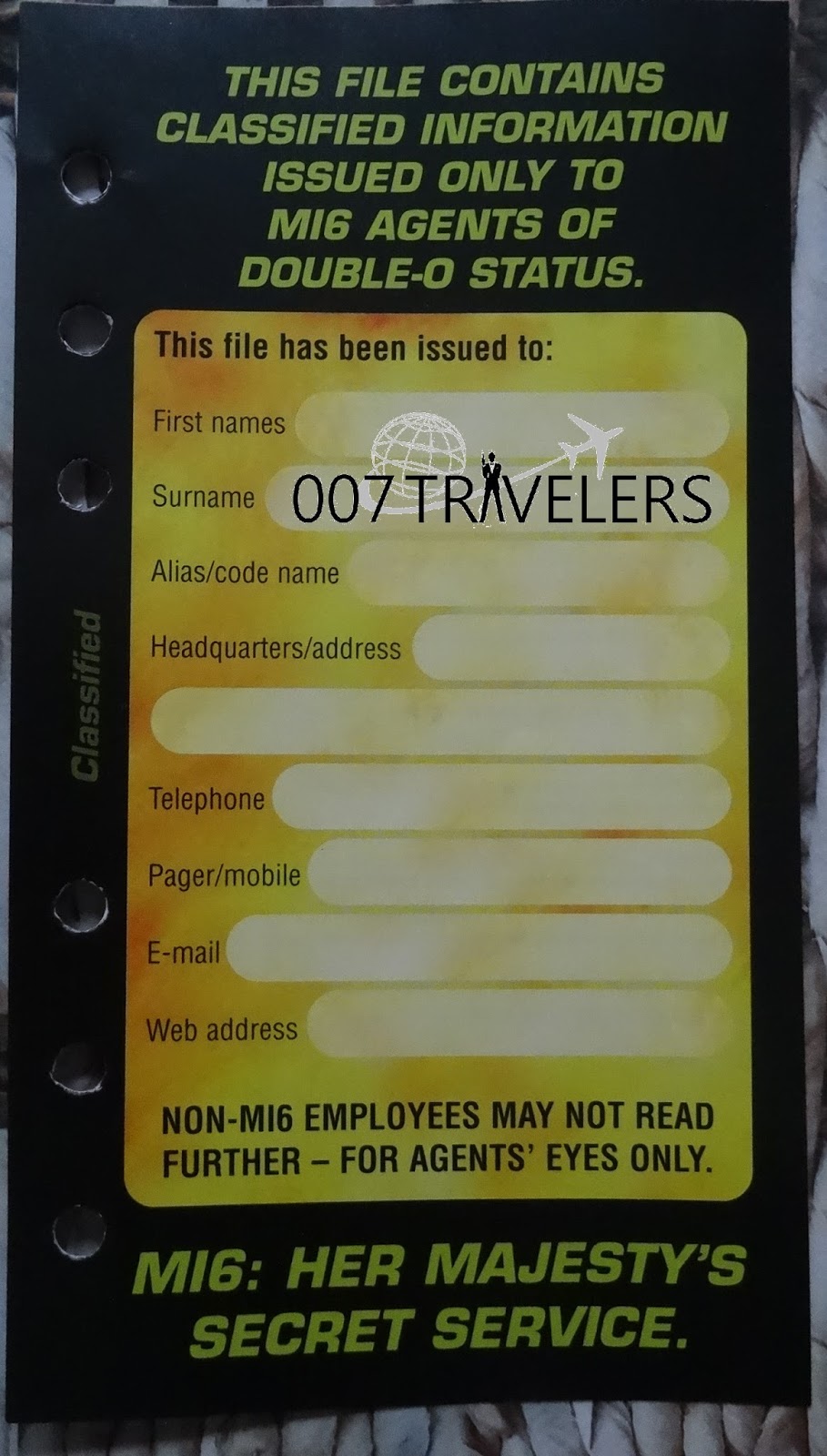 007 Item: James Bond secret agent file - 007 Travelers
