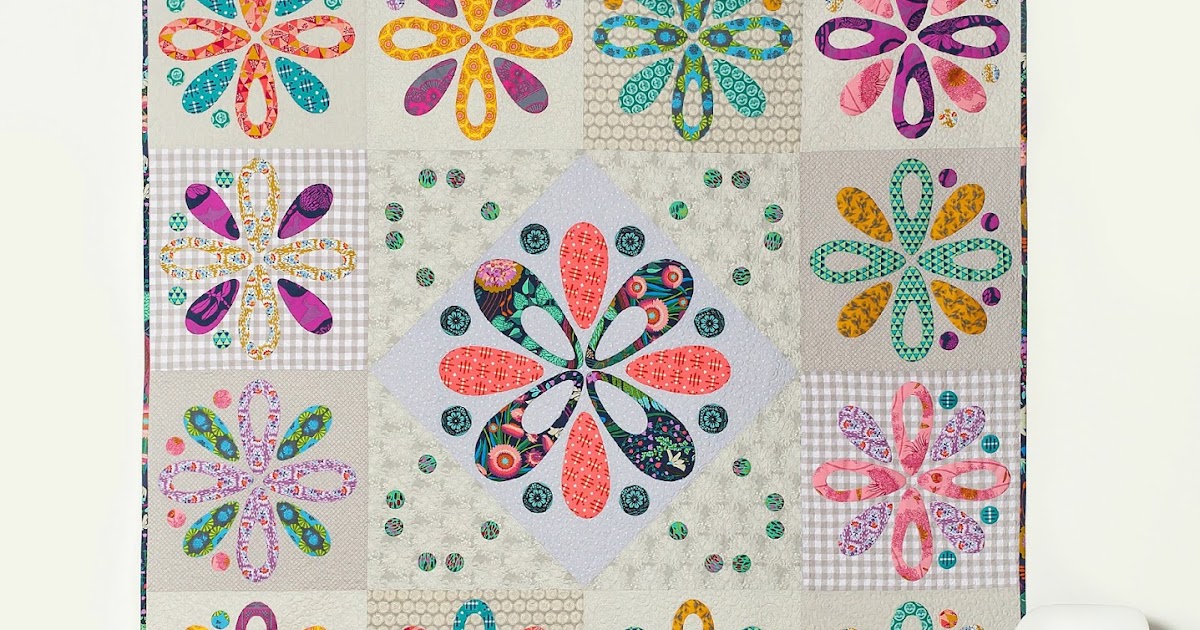 Tied with a Ribbon: Trinket Box Quilt - New Pattern release.