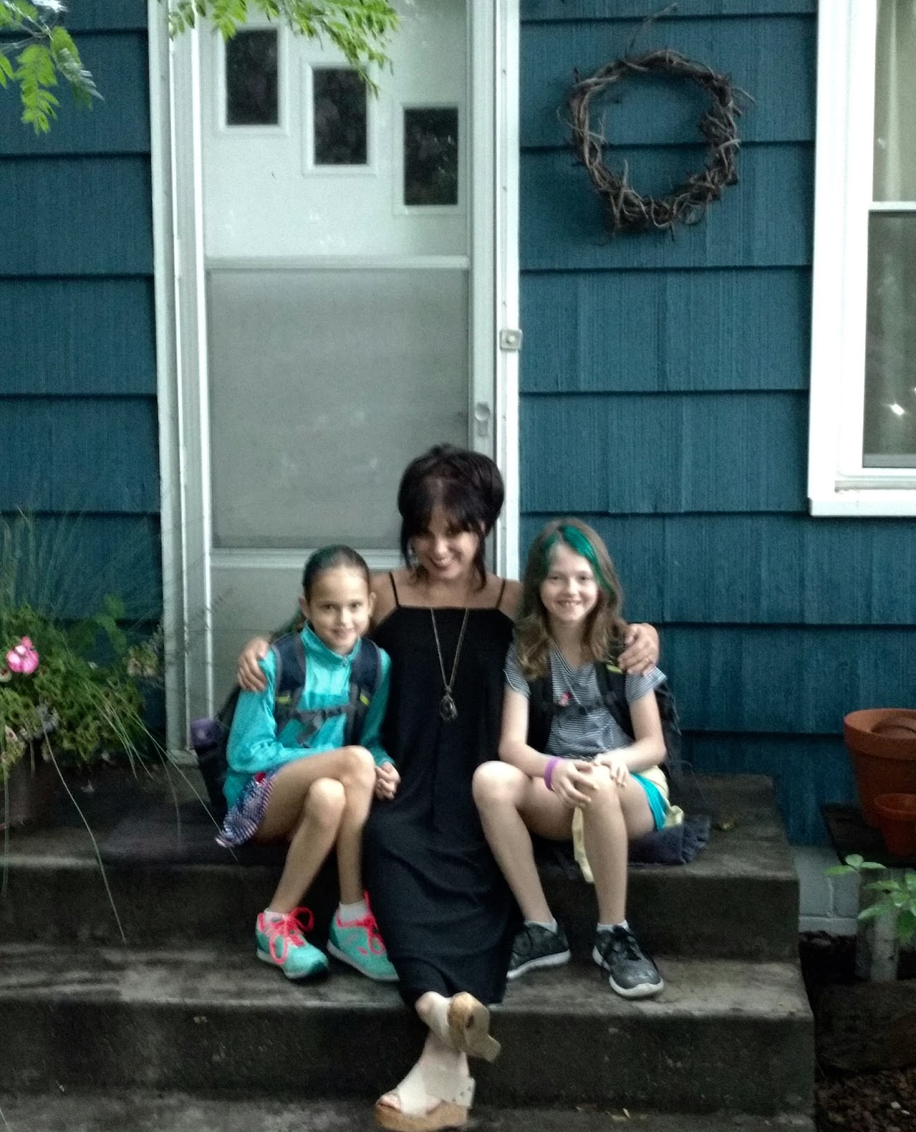 Ella and Zoë: First Day of 5th Grade