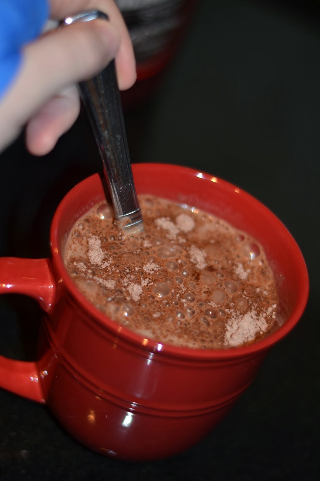Happily A Housewife: The Perfect Hot Chocolate Recipe