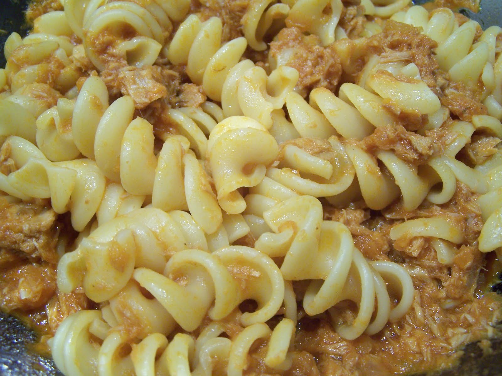 Blog da Vovó Cida: Massa com Atum