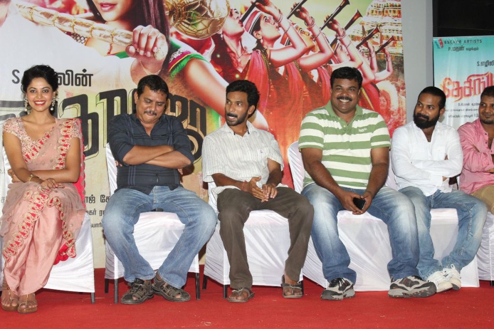 Desingu Raja Movie Press Meet Photos - Hot PHOTOSHOOT Bollywood ...