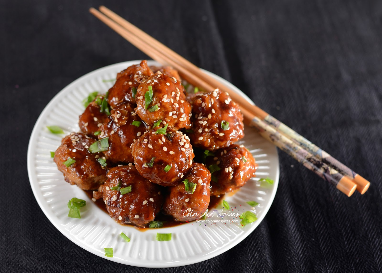 Color and Spices: Asian style meatballs...