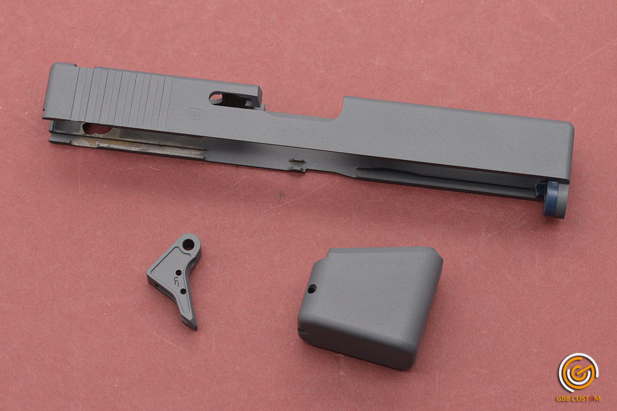 GLOCK 18C_steel slide