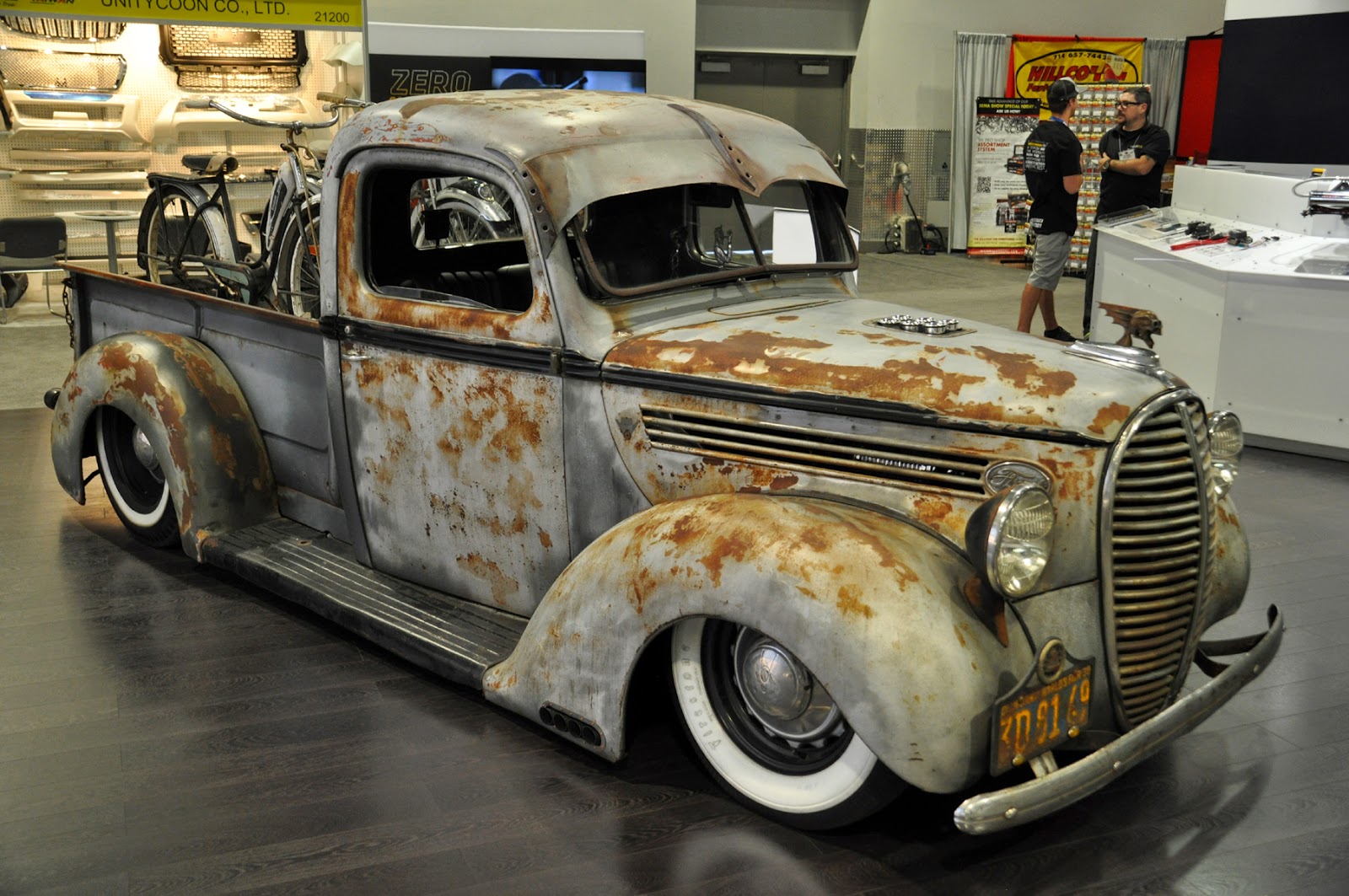 Just A Car Guy: Schwinns and swastikas... very unusual accessories for ...