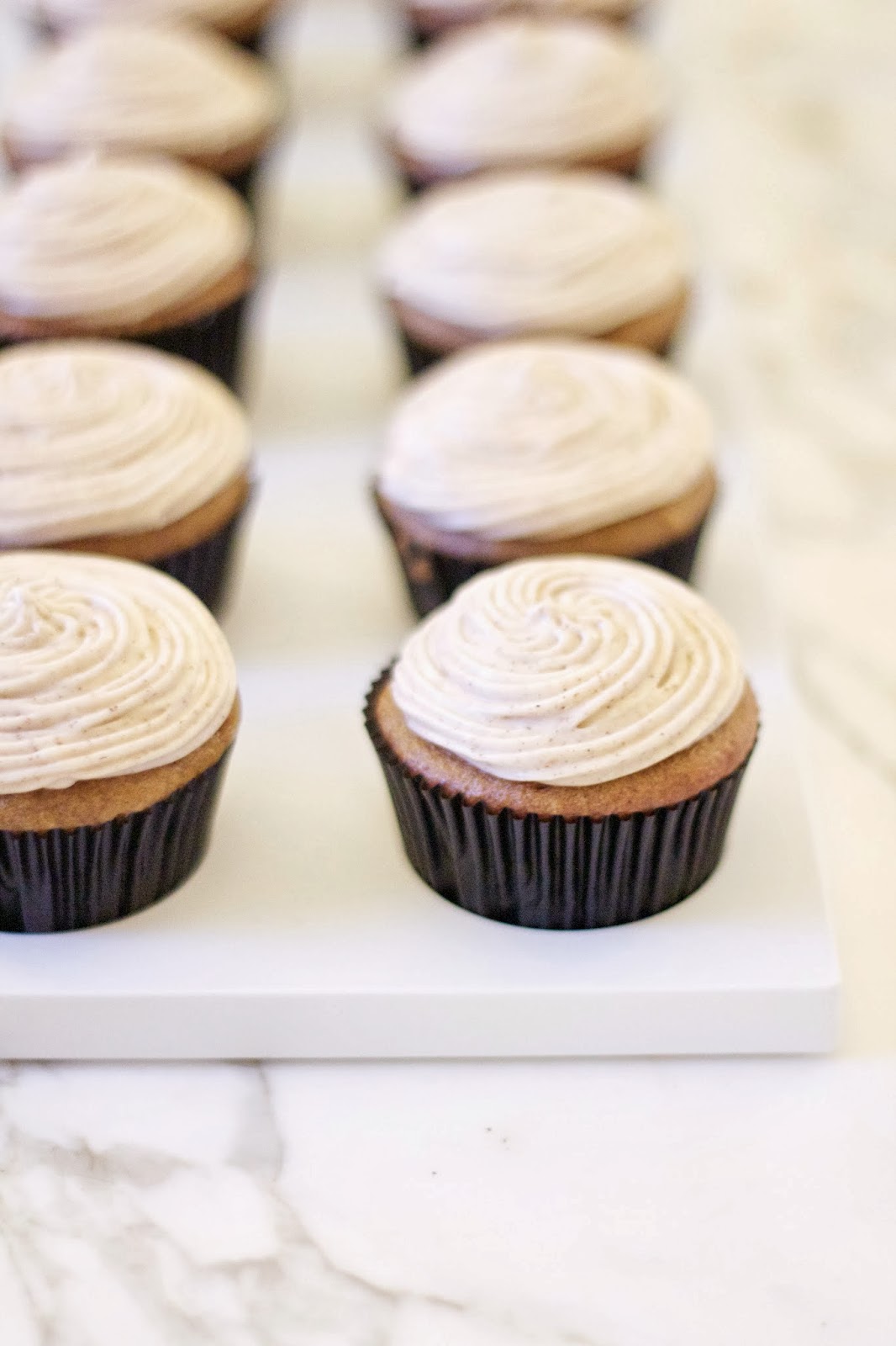 In The Kitchen: Pumpkin Cupcakes & Cinnamon Cream Cheese Frosting ...