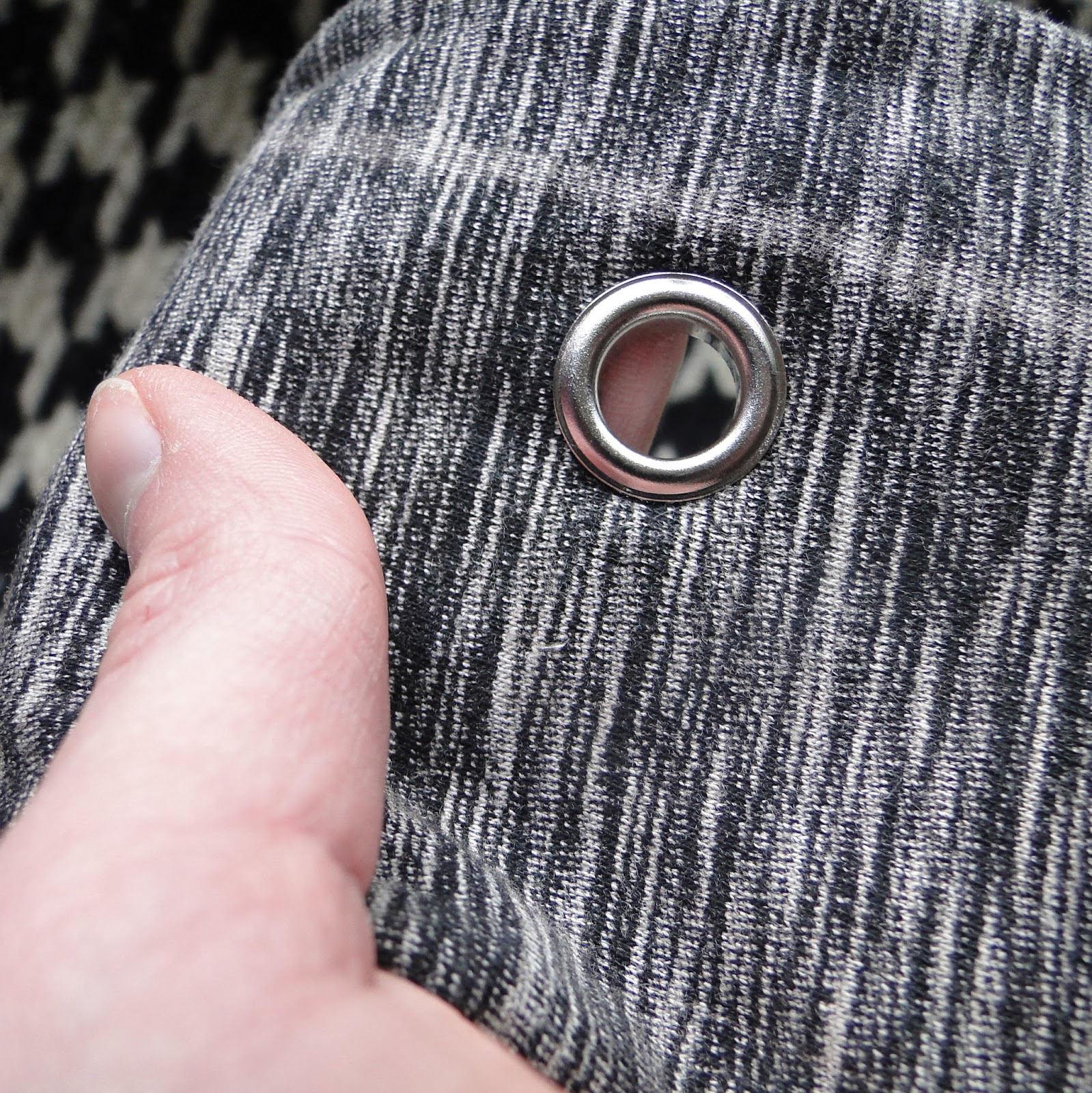 Looks Like I Made It: Inserting Eyelets