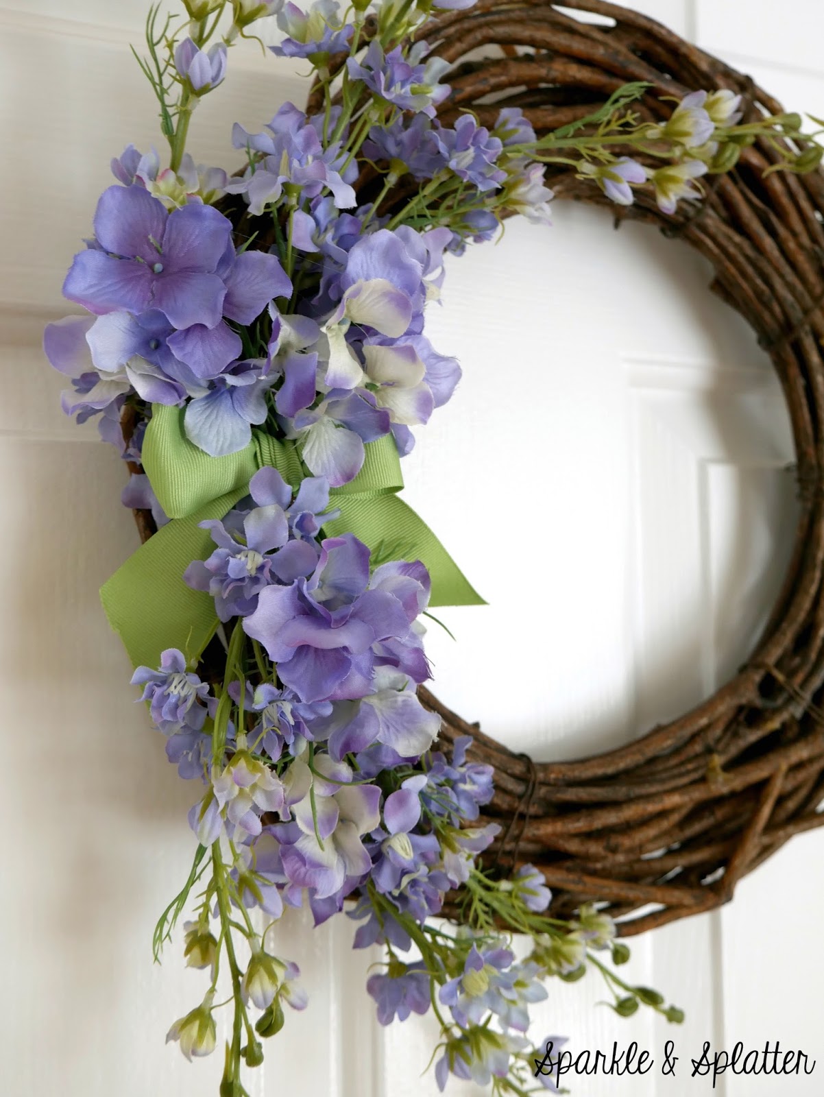 Sparkle and Splatter: Spring Spray Wreath!
