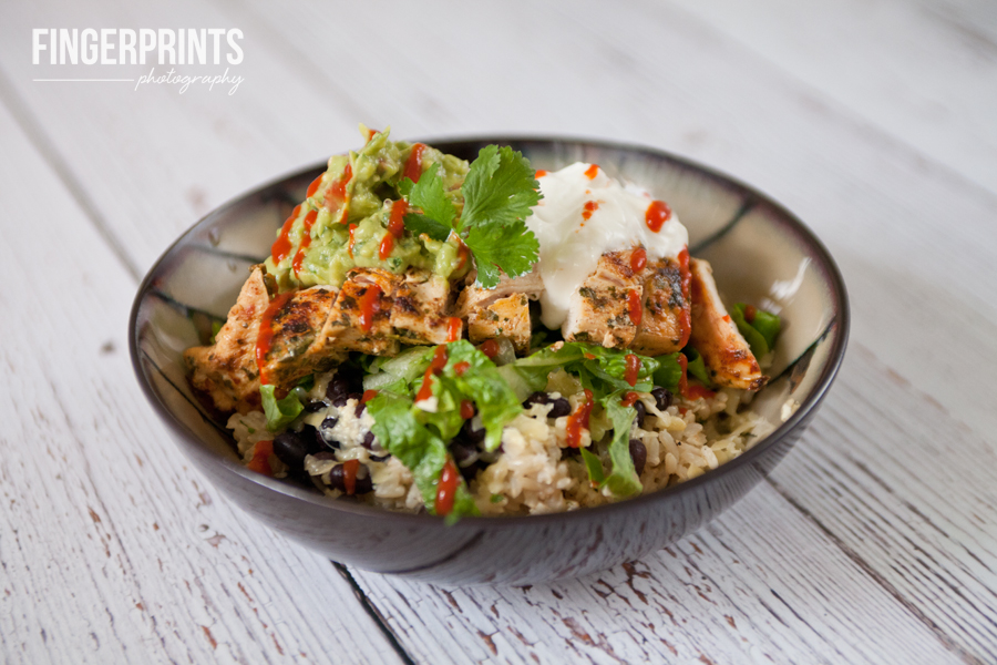 Cilantro Lime Chicken Rice Bowl with Sriracha / Naked Tomato