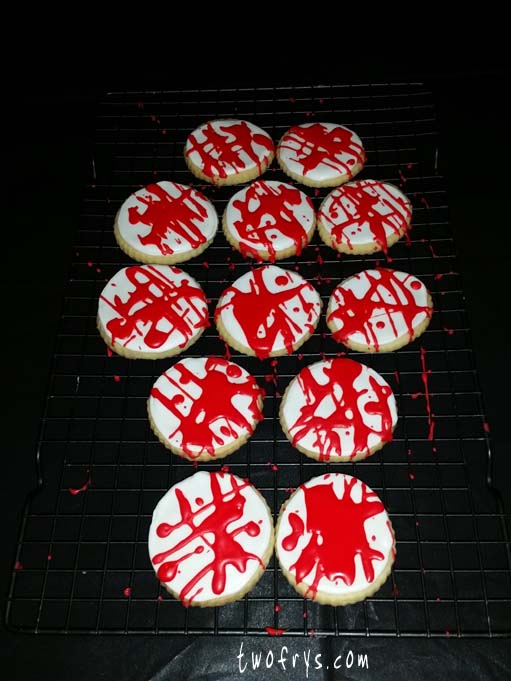 Two Frys: Dexter Blood Spatter Cookies