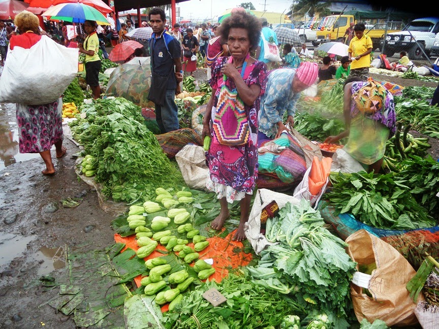 Malum Nalu: Lae Main Market - all the food that's good to eat