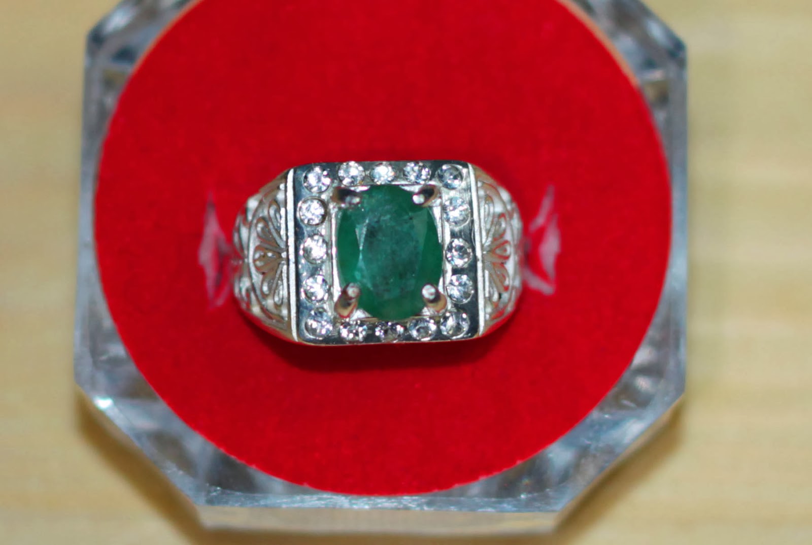jual beli segala rupa: Batu Jamrud / Zamrud Emerald Columbia / Kolombia ...