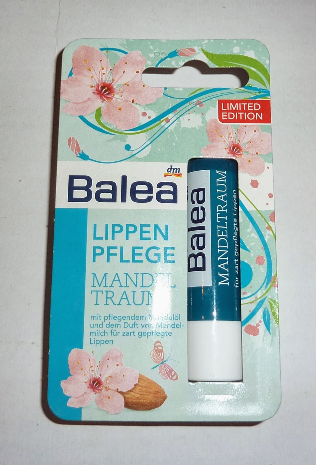 Meine Kosmetik: Review Balea Lippenpflege Golden Lips + Mandeltraum