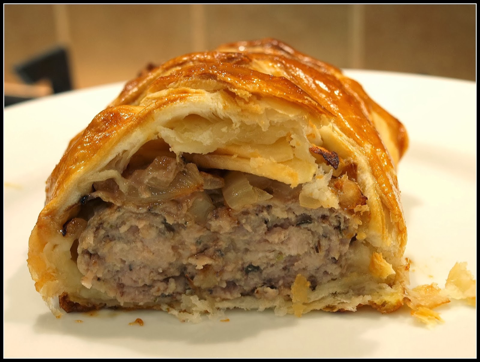 Onions and Paper: Budget recipe - Pork and apple plait