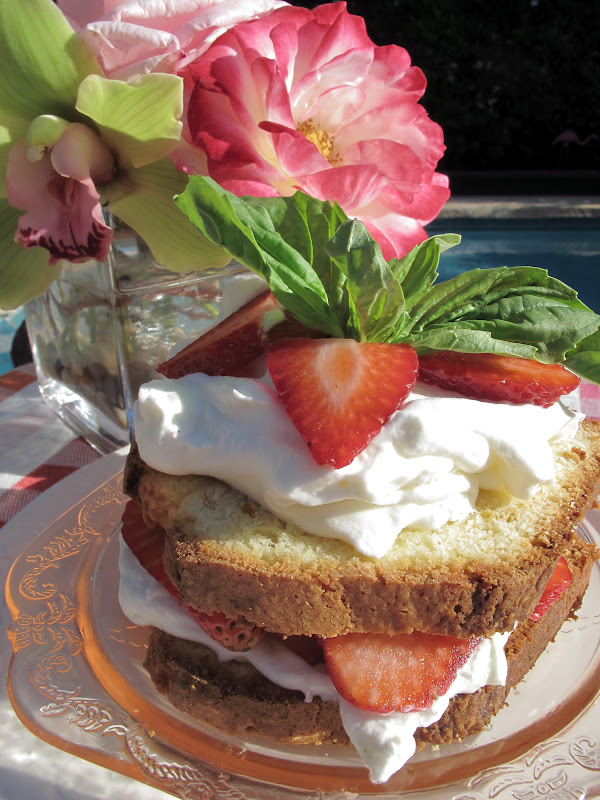 Luscious Lemon Loaf Cake - Tout va bien! (tm)