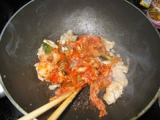 Little Chef Ataya: (豚キムチ)Buta Kimchi : Fried Pork with Kimchi