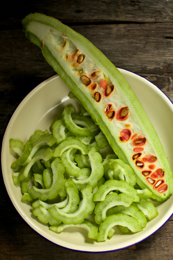 Peria Telur Asin Berlada sedapnya...! - masam manis