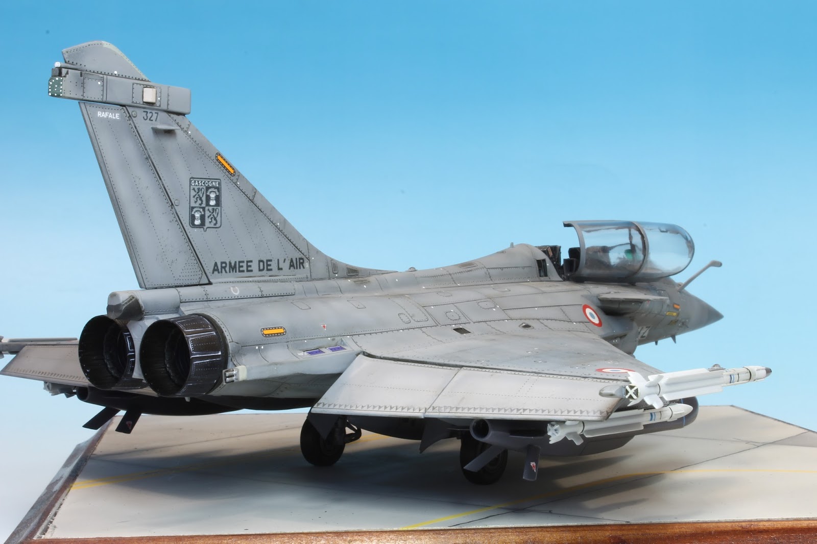 Istvan Michalko's scale models: Dassault Rafale B - Revell, 1/48