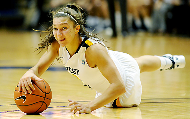 All About Sports: Brooke Hampton Profile And Nice Images Gallery