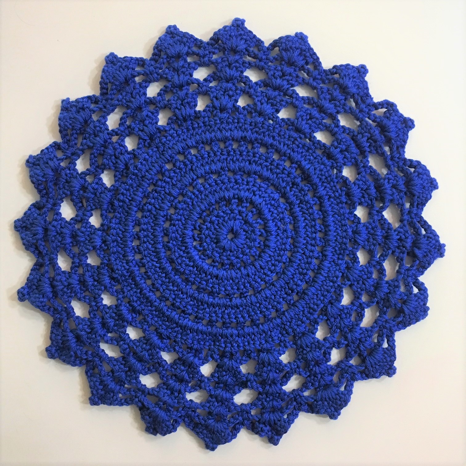 Ponteando: Sousplat de crochê com gráfico - Modelo simples e rápido