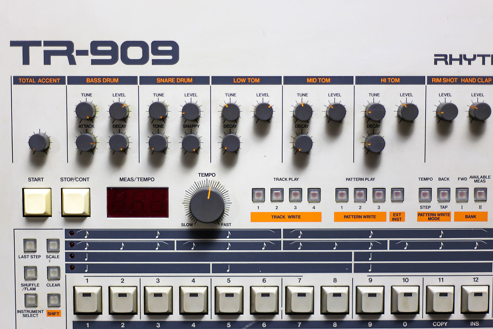 MATRIXSYNTH: ROLAND TR-909 RHYTHM COMPOSER DRUM MACHINE W/ M-64C SN 379865