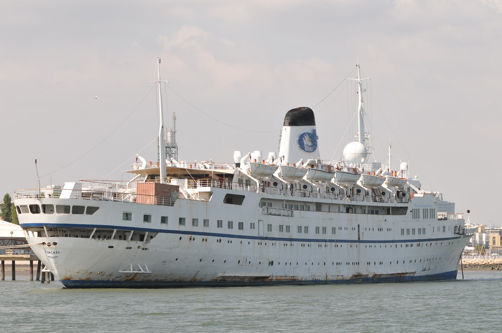 SHIPS & THE SEA - BLOGUE dos NAVIOS e do MAR: Oito navios Portugueses ...