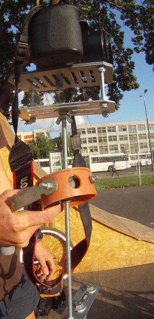 DSLR Steadicam - DIY Camera Mount Tutorial