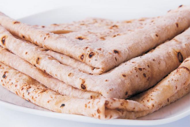 Vanie's Kitchen: Quick and Easy Roti (Indian Bread)