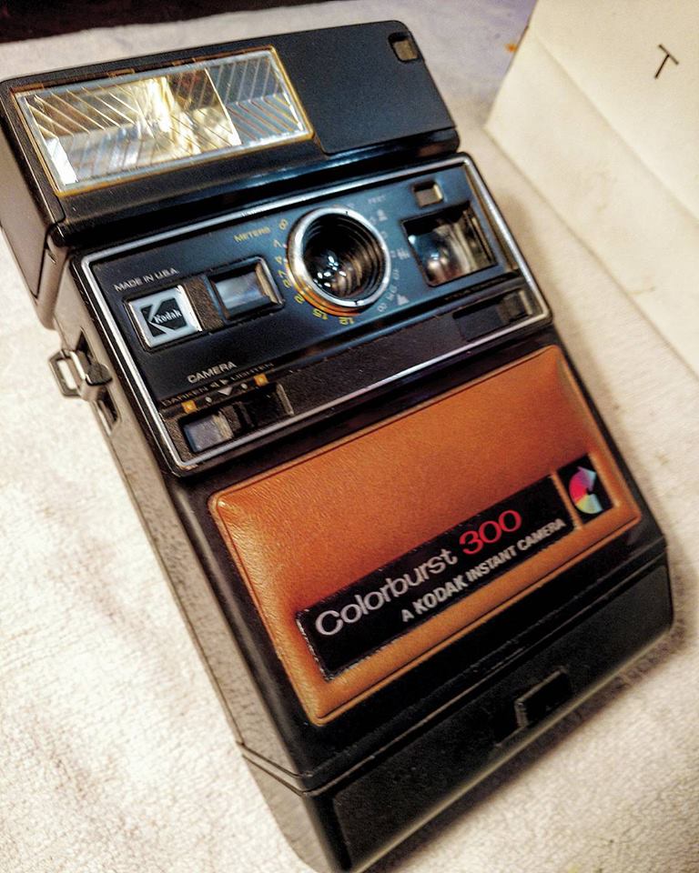 Limpieza y conservación preventiva de cámara fotográfica Kodak ...