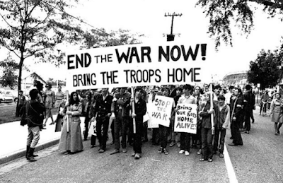 Lo Que Pasó en la Historia: November 13: Today is the anniversary of ...