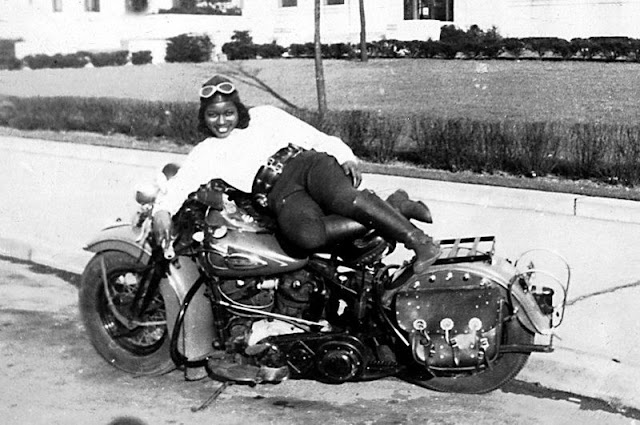 Vintage Photos of "Motorcycle Queen" Bessie Stringfield, Who Owned 27 ...