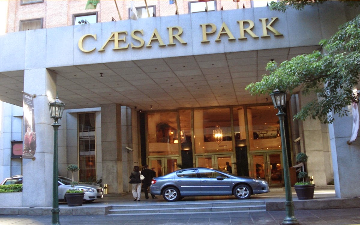 .: AGRAZ (CAESAR PARK HOTEL BUENOS AIRES) Posadas 1232 - Recoleta ...