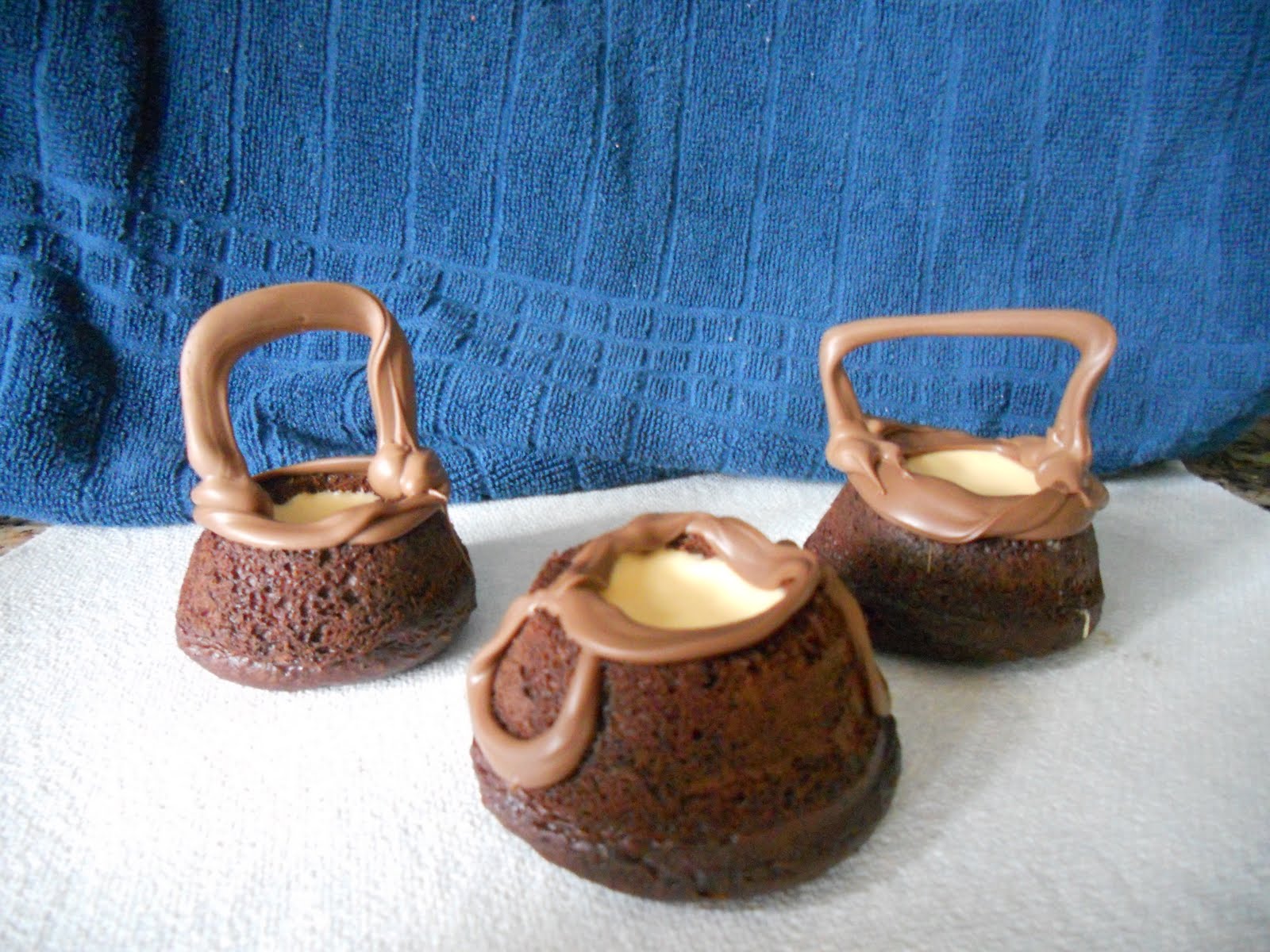 In the Kitchen with Harry Potter: Cauldron Cakes